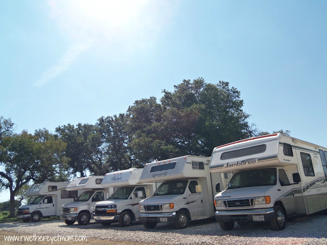 Woody RV - Round the Rock