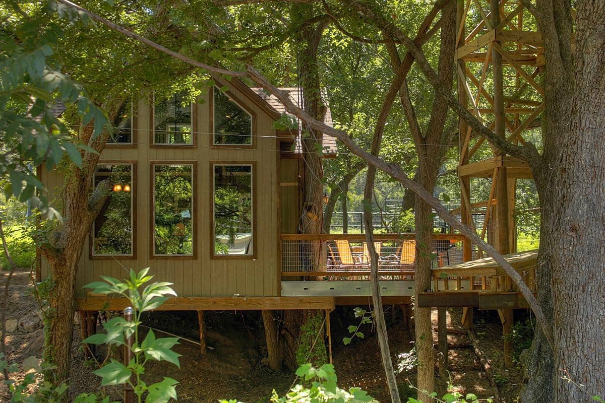 10 Unique Treehouses in Texas to Stay In - Round the Rock